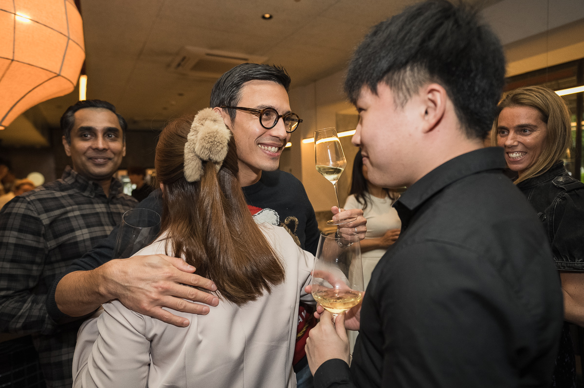 What Is Roaming Photography? A Complete Guide for Event Photographers ...