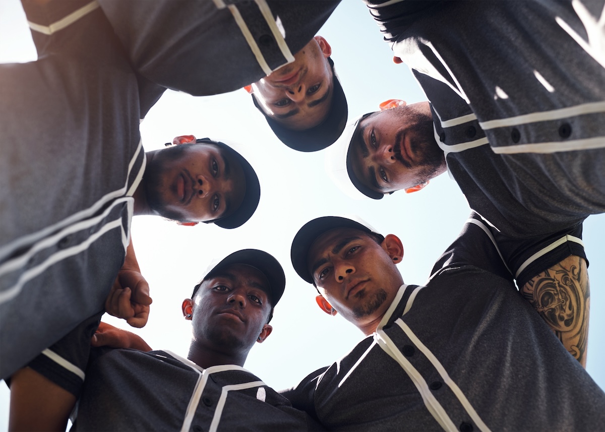 Ultimate Baseball Photoshoot Guide: 30+ Tips, Poses and Ideas | Honcho