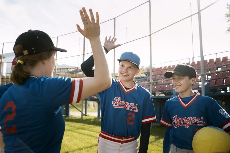 Ultimate Baseball Photoshoot Guide: 30+ Tips, Poses and Ideas | Honcho