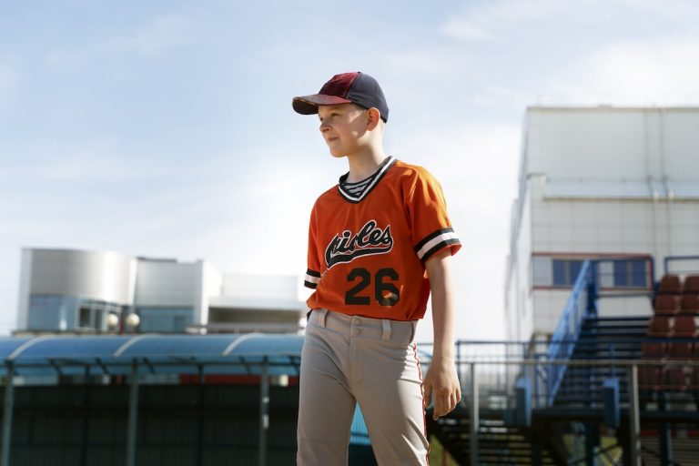 Ultimate Baseball Photoshoot Guide: 30+ Tips, Poses and Ideas | Honcho