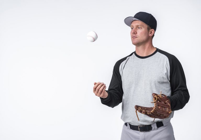 Ultimate Baseball Photoshoot Guide: 30+ Tips, Poses and Ideas | Honcho