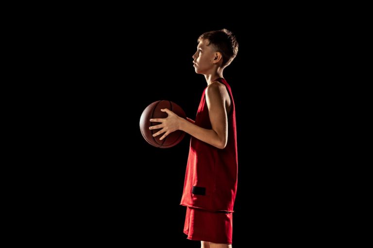 Ultimate Basketball Photoshoot Guide: 30+ Tips, Poses and Ideas | Honcho