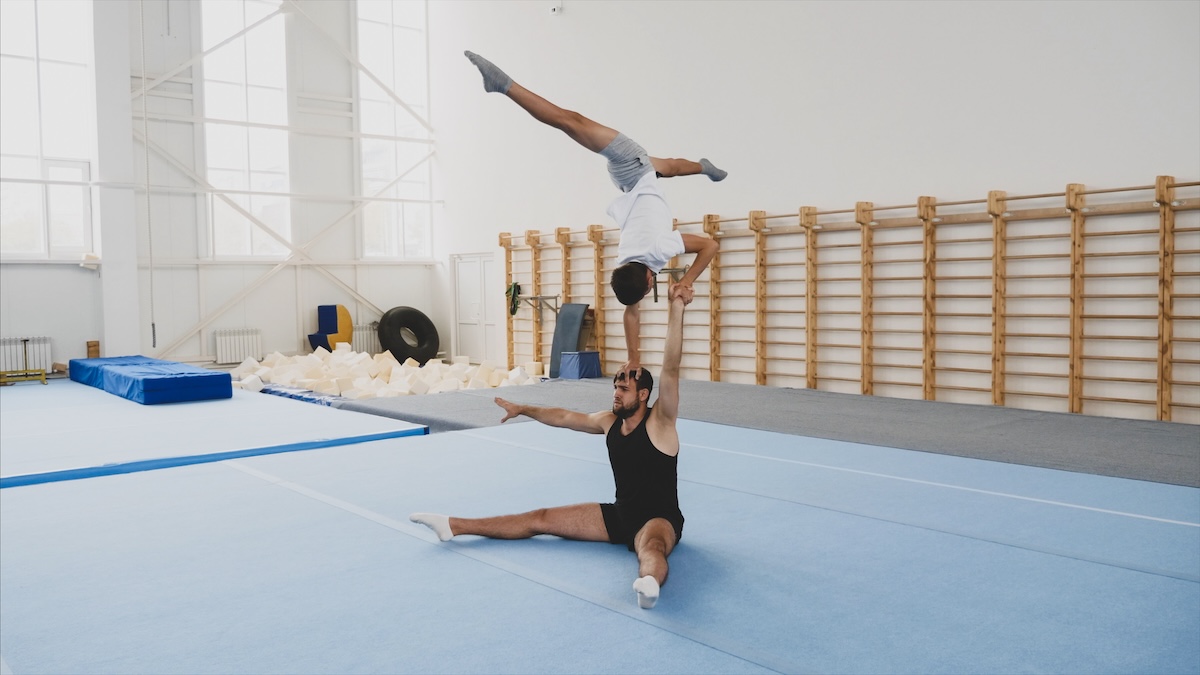 Ultimate Gymnastics Photoshoot Guide: 30+ Tips, Poses and Ideas | Honcho