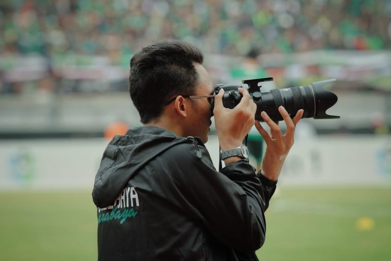 Ultimate Sports Photography Guide: How to Get Started | Honcho