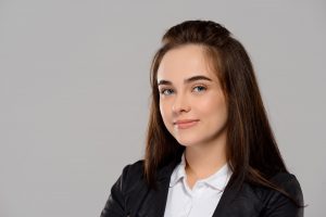 30 Professional Headshot Poses to Showcase Confidence and Personality ...