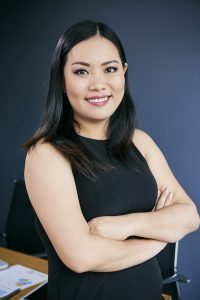 30 Professional Headshot Poses to Showcase Confidence and Personality ...
