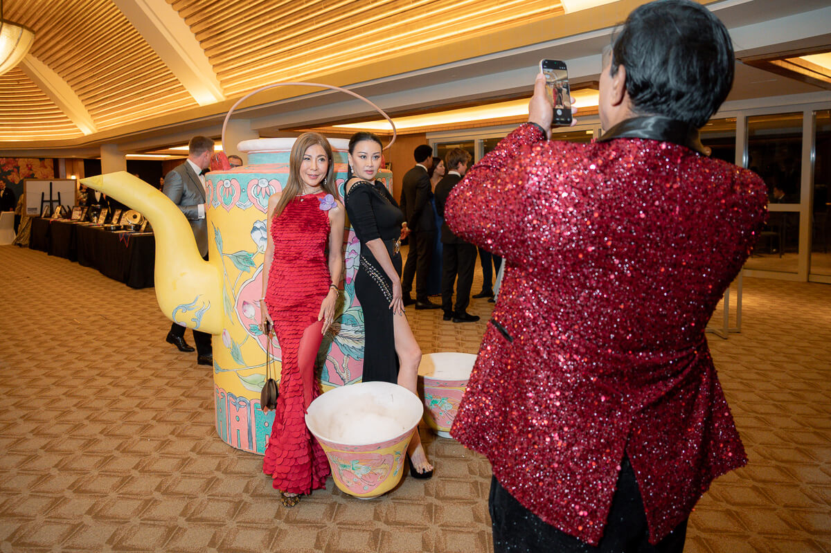 QR Code for Photo Sharing at Events and Weddings: How It Works | Honcho